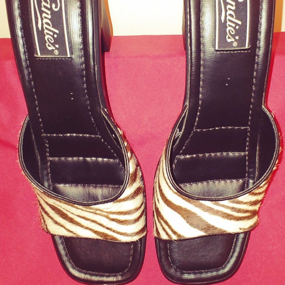 Vintage Candies Zebra Print Slides - Never Worn - Gem